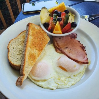 BLUE GIRAFFE RESTAURANT - Updated March 2025 - 231 Photos & 407 Reviews ...