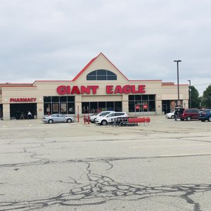 GIANT EAGLE - Updated November 2024 - 14 Reviews - 475 Ben Franklin Rd ...