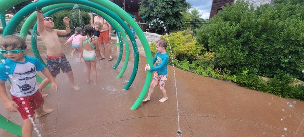 HIGHLANDS PARK AQUATIC CENTER - Updated October 2025 - 245 S Spring Rd ...