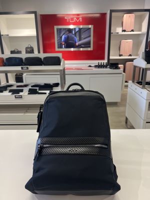 TUMI OUTLET - Updated November 2025 - 26 Photos & 19 Reviews - 94-792 ...