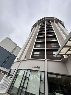 HOLIDAY INN LONG BEACH AIRPORT - Updated July 2025 - 226 Photos & 281 ...