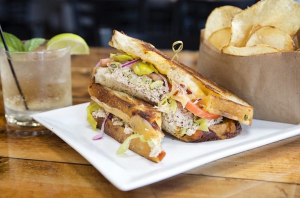 KNOTTY BARREL - 792 Photos & 813 Reviews - 844 Market St, San Diego ...