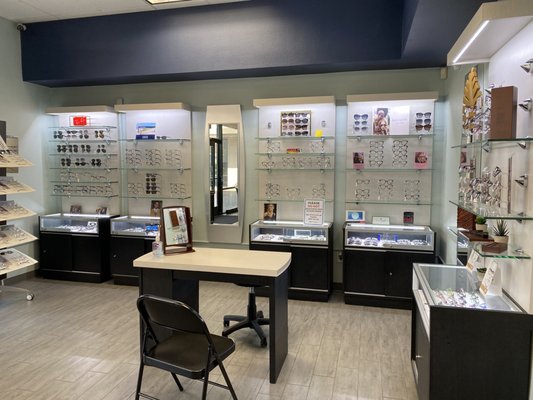 PRIVATE EYES OPTOMETRY - Updated November 2024 - 25 Photos & 108 ...