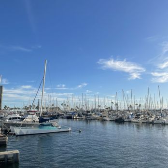 PINK SAILS WAIKIKI - Updated July 2025 - 962 Photos & 692 Reviews - 1 ...