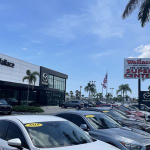 WALLACE CHRYSLER DODGE JEEP RAM - Updated March 2025 - 62 Photos & 120 ...