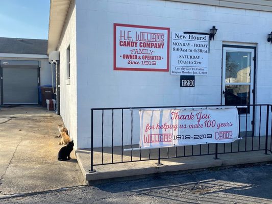 WILLIAMS CANDY - 24 Photos - 1230 Perry St, Chesapeake, Virginia ...