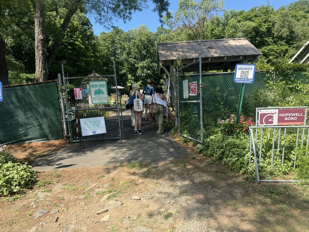 QUARRY SWIM CLUB - Updated December 2025 - 10 Photos & 13 Reviews - 180 ...