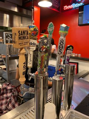 VILLAGE ROAD PIZZERIA - 163 Photos & 283 Reviews - Pizza - 4123 Norse ...