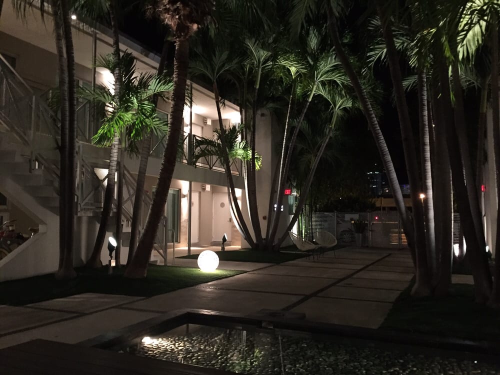 1818 MERIDIAN HOUSE - Updated January 2026 - 27 Photos & 28 Reviews ...