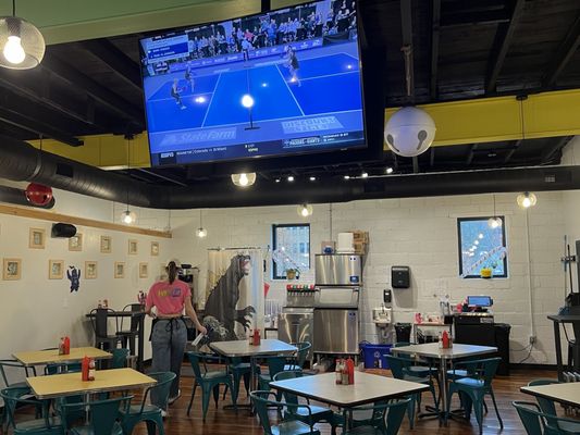 FIZZ ED - Updated February 2025 - 35 Photos & 43 Reviews - 260 Howard ...