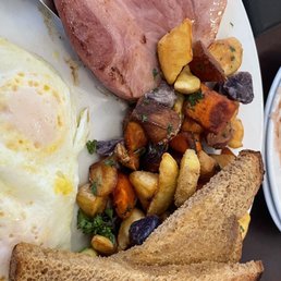 HEN HOUSE EATERY - Updated July 2025 - 1650 Photos & 1407 Reviews - 114 ...