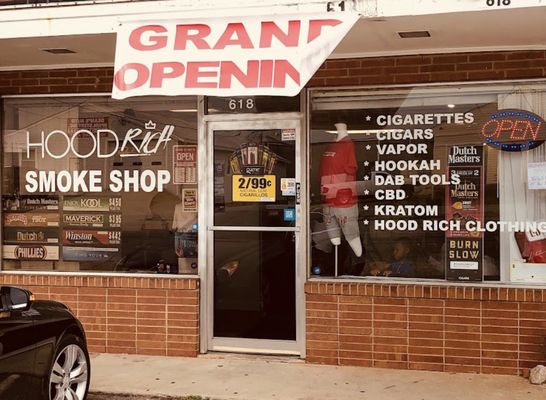 HOODRICH SMOKE SHOP - Updated August 2025 - 618 N English St ...