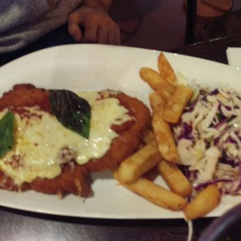 UNIVERSAL RESTAURANT - Updated December 2025 - 82 Photos & 39 Reviews ...