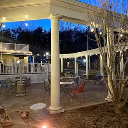 MAPLE TREE CAFE - Updated July 2025 - 73 Photos & 88 Reviews - 781 ...