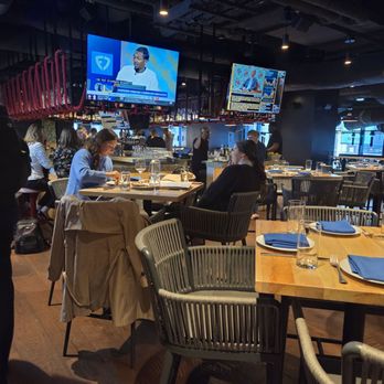 KINDLING DOWNTOWN COOKOUT & COCKTAILS - Updated December 2025 - 477 ...