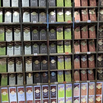 VENCHI - Updated May 2024 - 906 Photos & 355 Reviews - 861 Broadway ...