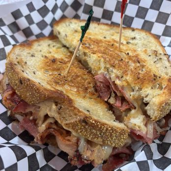 BEEPS FAST FOOD - Updated August 2025 - 700 Photos & 954 Reviews ...