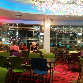 CALOUNDRA RSL - Updated December 2025 - 13 Photos - 19 West Tce ...