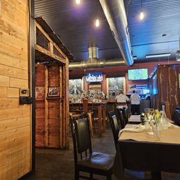 RUSTIC ROOTS - Updated July 2025 - 154 Photos & 139 Reviews - 20 Cheves ...