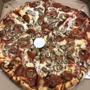 RIZZO’S PIZZERIA - Updated September 2025 - 248 Photos & 408 Reviews ...