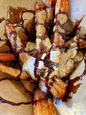 THE POUTINE PEDDLERS - Updated August 2025 - 239 Broadway, Taunton ...