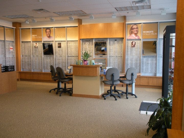 PEARLE VISION - Updated October 2025 - 16 Photos & 12 Reviews - 83 ...