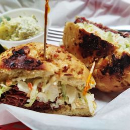 THE NEW YORK DELI - Updated July 2025 - 178 Photos & 305 Reviews - 829 ...