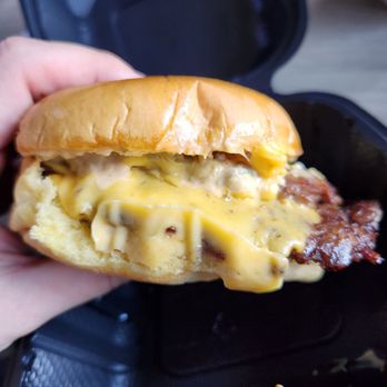 FUZZIES BURGERS - Updated October 2025 - 25 Photos & 24 Reviews ...