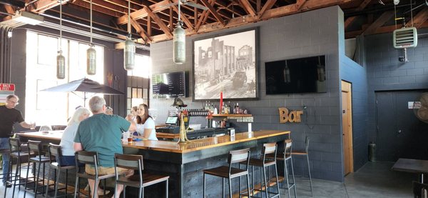 ENGINE 14 BREWERY - Updated December 2025 - 56 Photos & 14 Reviews - 52 ...