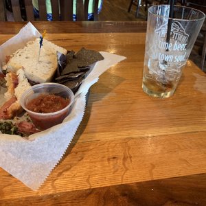 CRESCENT MOON CAFE - 82 Photos & 93 Reviews - American (Traditional ...