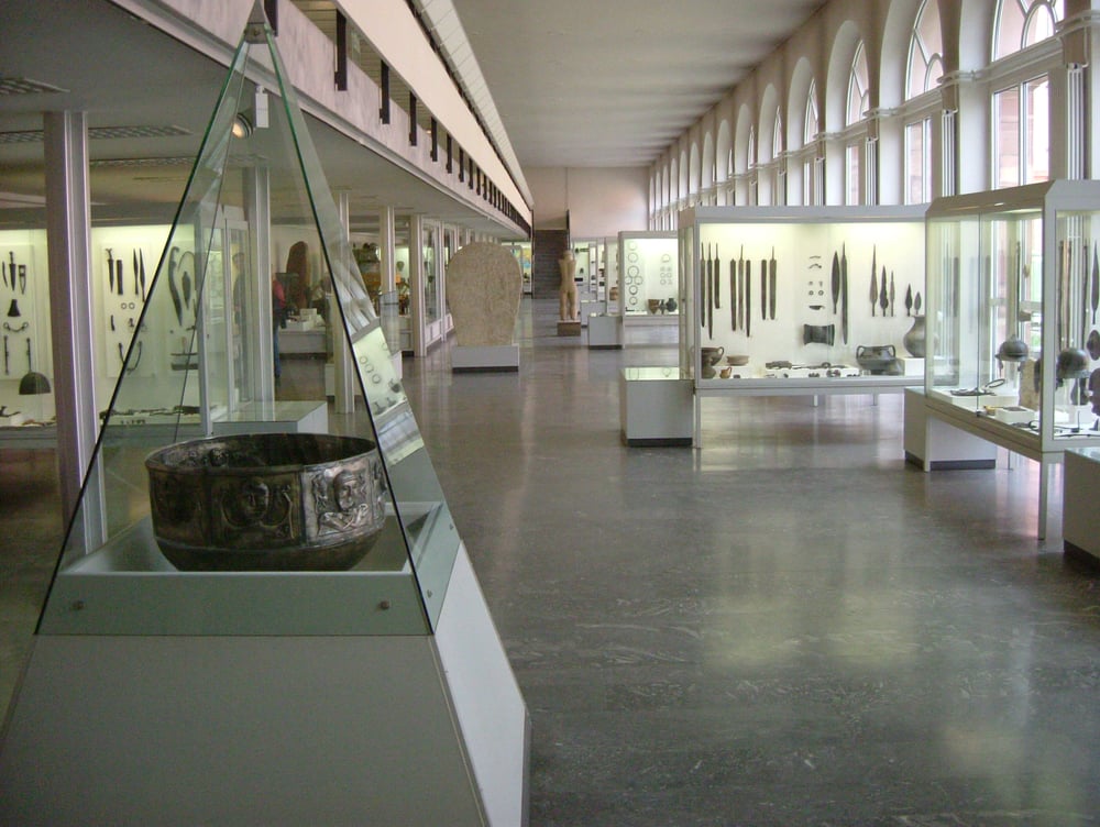 RÖMISCH-GERMANISCHES ZENTRALMUSEUM - Updated June 2024 - 11 Photos ...