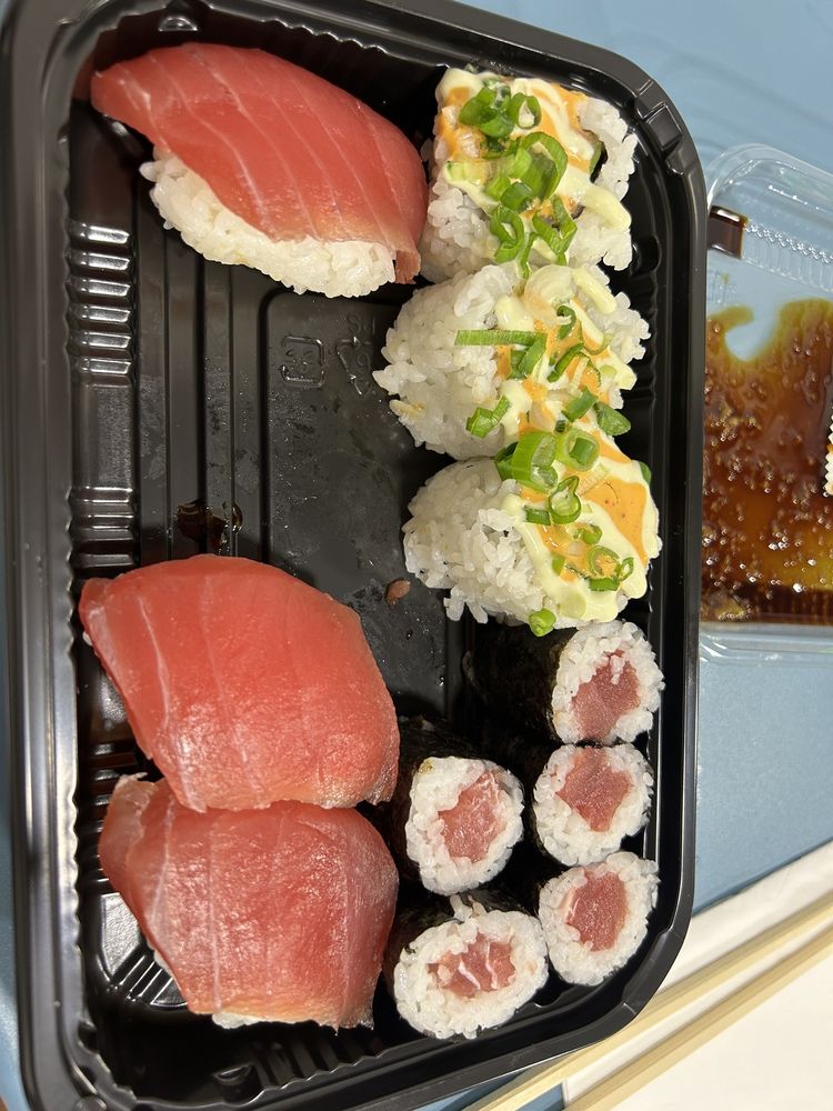 HONOLULU SUSHI - Updated October 2025 - 17 Reviews - 342 Lewers St ...