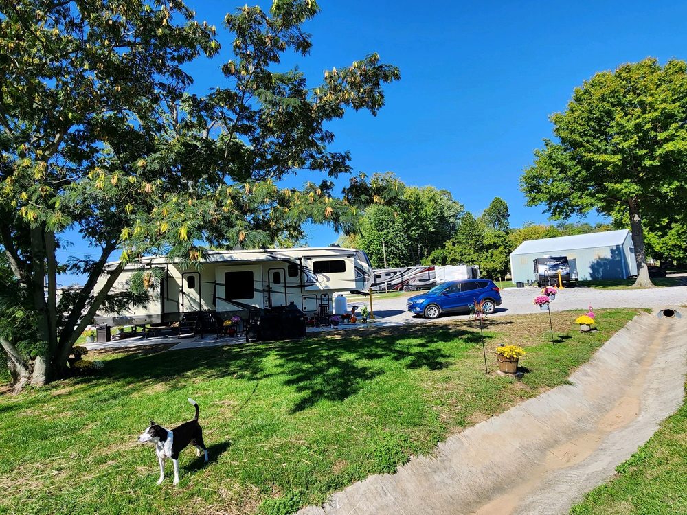 ROLLIN ON THE RIVER - Updated December 2025 - 15389 Cincinnati St ...