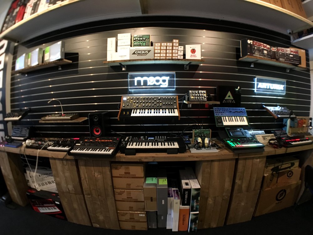 RED DOG MUSIC - 21 Photos - 8b Balham Hill, London, United Kingdom ...