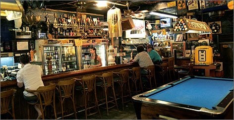 THE LEON PUB - Updated October 2025 - 23 Photos & 46 Reviews - 215 E ...