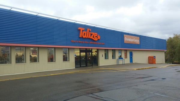 TALIZE - Updated December 2025 - 20 Photos - 1144 Courtland Ave E ...