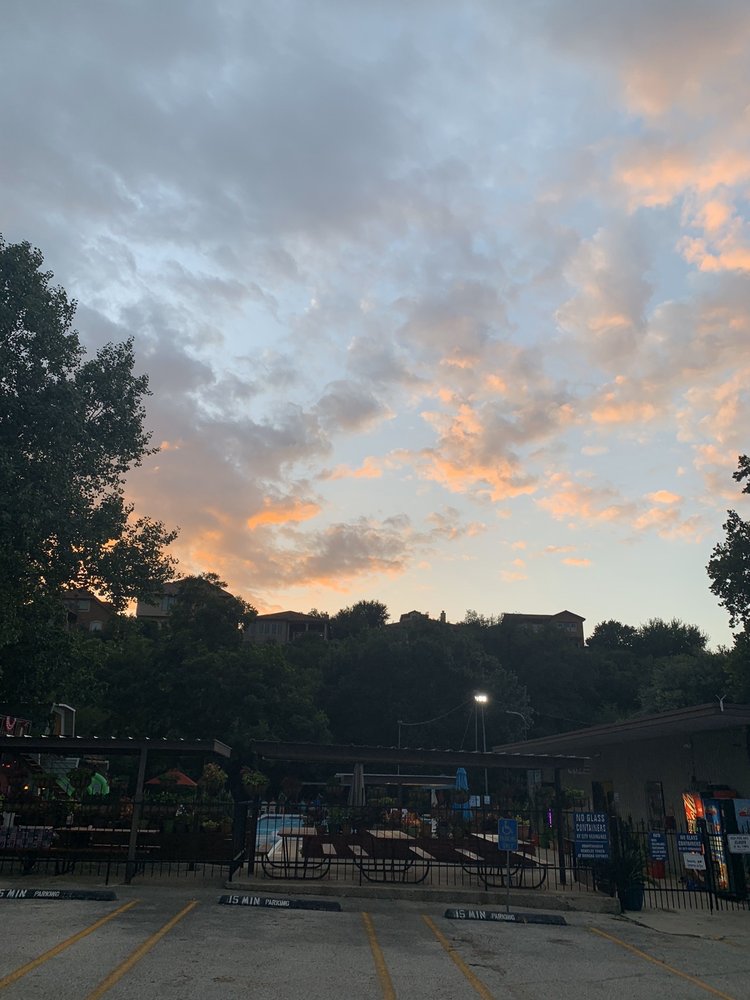 HEIDELBERG LODGES - 11 Photos & 19 Reviews - 1020 N Houston Ave, New ...