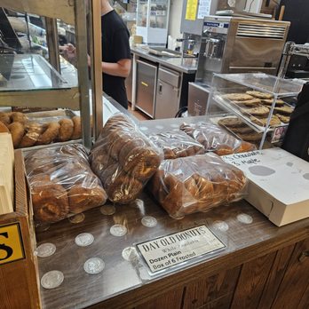 WALL DRUG STORE - Updated June 2025 - 1495 Photos & 802 Reviews - 510 ...