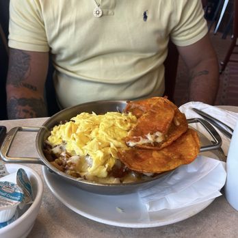 ZEBB’S FAMILY RESTAURANT - Updated December 2025 - 128 Photos & 84 ...