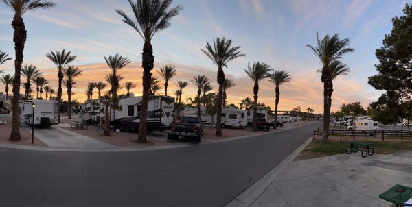 OASIS LAS VEGAS RV RESORT - Updated October 2025 - 3340 Photos & 352 ...