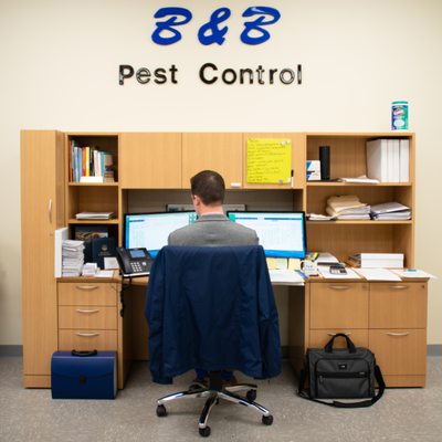 JOHNNY B’S PEST CONTROL - Updated December 2025 - 157 Photos & 37 ...