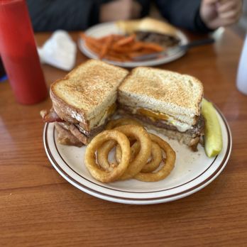 COUNTRYSIDE DINER - Updated September 2025 - 23 Photos & 13 Reviews ...