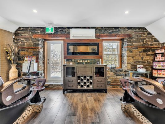 JASK - Updated January 2026 - 17 Photos & 21 Reviews - 10 Cedarow Court ...