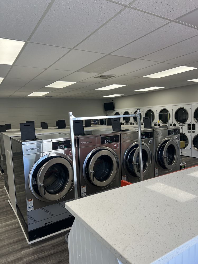 SO FRESH SO CLEAN LAUNDROMAT - Updated May 2026 - 9814 W Girton Dr ...