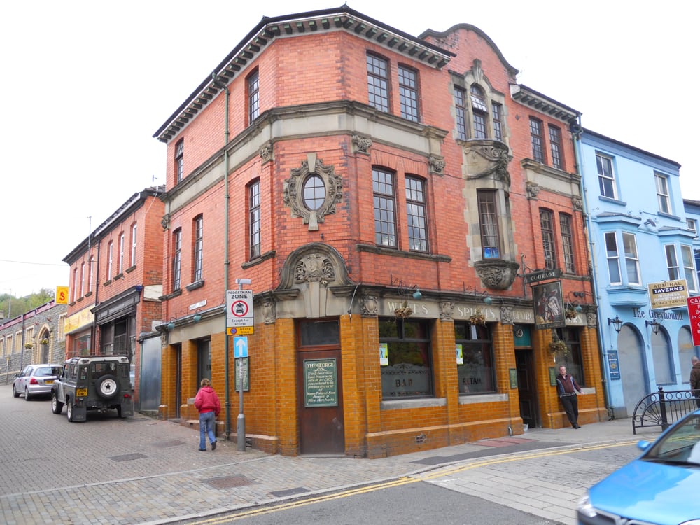THE GEORGE - Updated November 2025 - Commercial Street, Pontypool ...