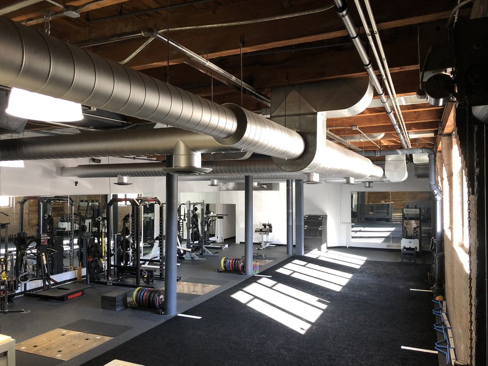 BRACEY PERFORMANCE - Updated December 2025 - 833 W Chicago Ave, Chicago ...