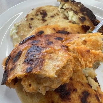 PUPUSERIA CHEROS - Updated April 2025 - 81 Photos & 43 Reviews - 704 E ...