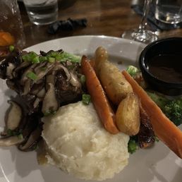 KINDLING TEXAS KITCHEN - Updated October 2025 - 426 Photos & 304 ...