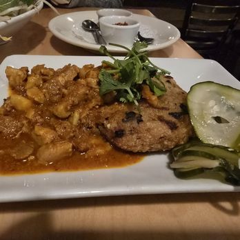 THE ELEPHANT WALK - Updated July 2025 - 619 Photos & 341 Reviews - 1415 ...