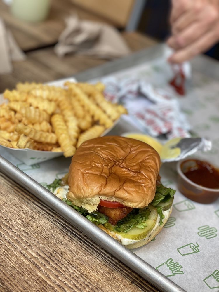 Shake Shack Central West End, St. Louis | Roadtrippers